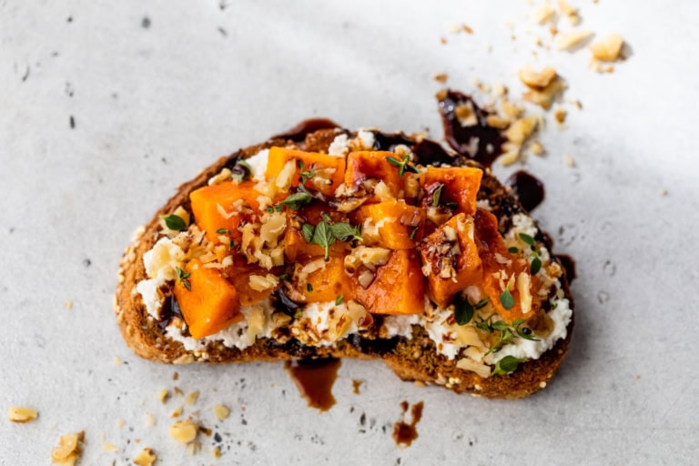 Tartines - WellPlated.com