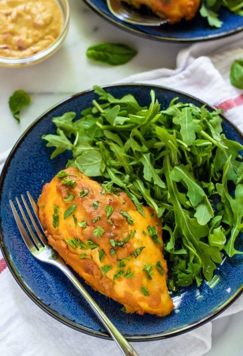 Hummus Chicken {Easy Weeknight Dinner} - WellPlated.com