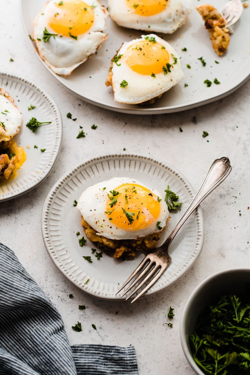 Leftover Stuffing Cakes {Thanksgiving Breakfast Recipe} - WellPlated.com
