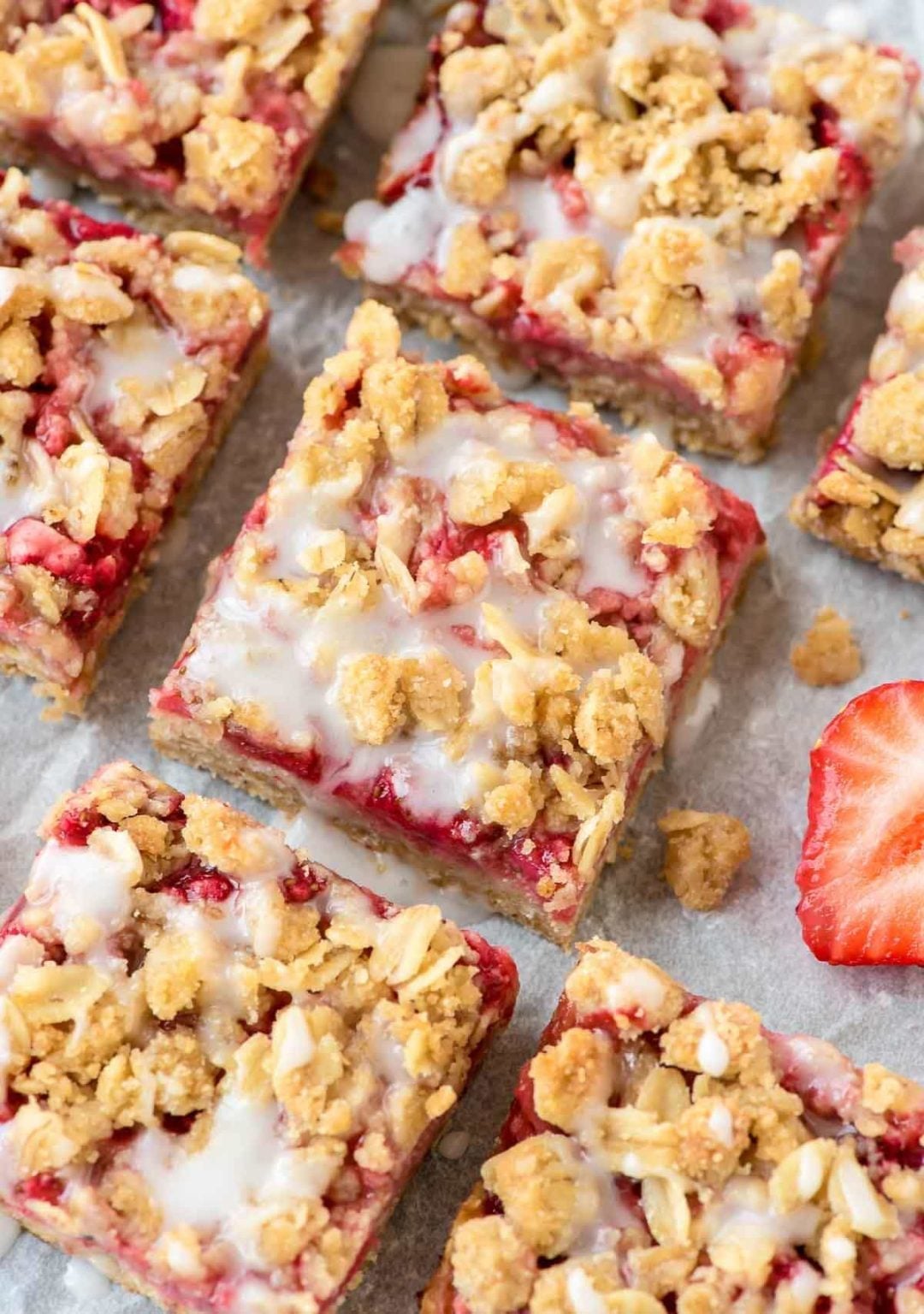 Healthy Strawberry Oatmeal Bars Recipe – WellPlated.com