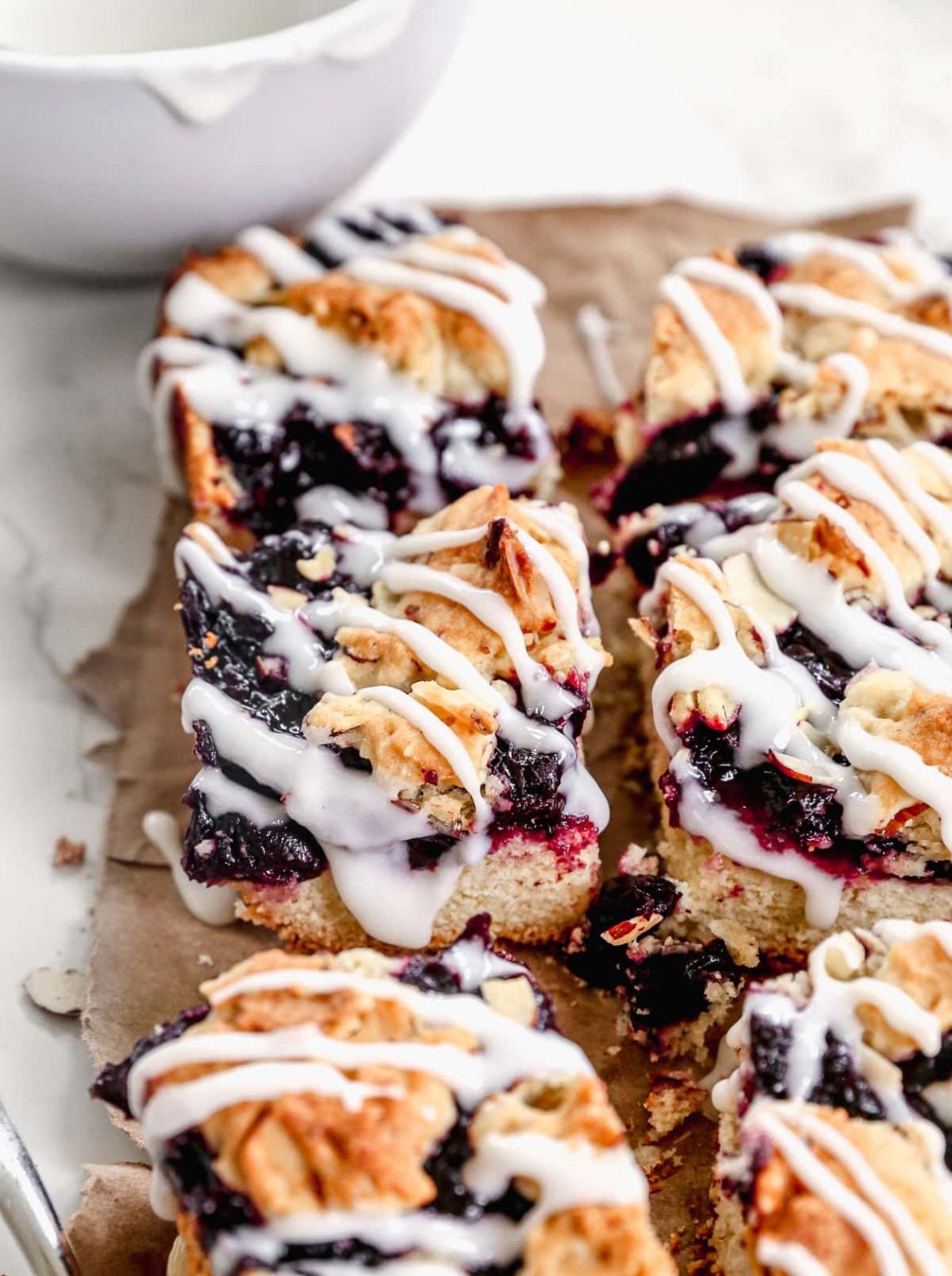 Cherry Bars with Cherry Pie Filling {EASY!} – WellPlated.com
