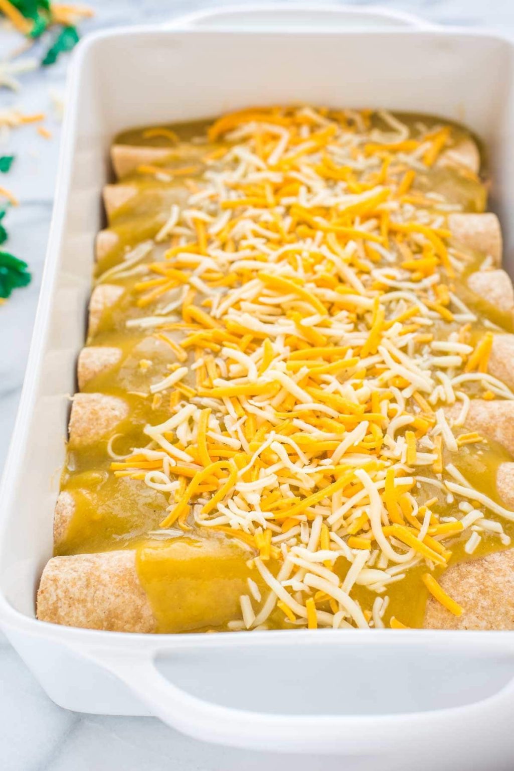 Healthy Green Chile Chicken Enchiladas – WellPlated.com