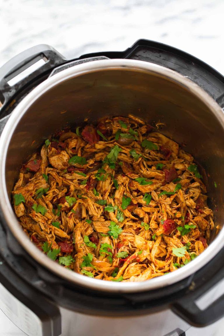 Instant Pot Shredded Chicken Tacos {Crowd-Pleasing!} – WellPlated.com