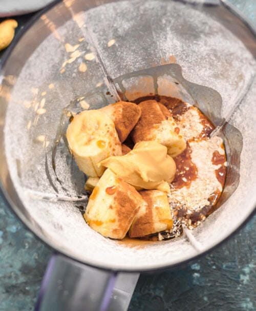 Oatmeal Smoothie {With Peanut Butter and Banana!} - WellPlated.com