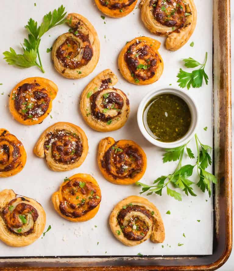 Pesto Pinwheels | Easy Puff Pastry Appetizer