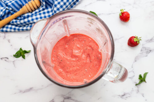 Watermelon Smoothie {Easy and Refreshing} – WellPlated.com
