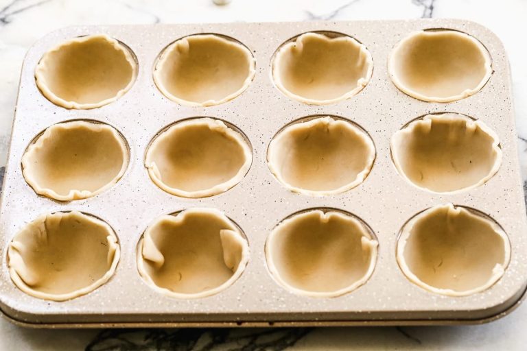 Butter Tarts {Classic Canadian Mini Tarts Recipe} - WellPlated.com