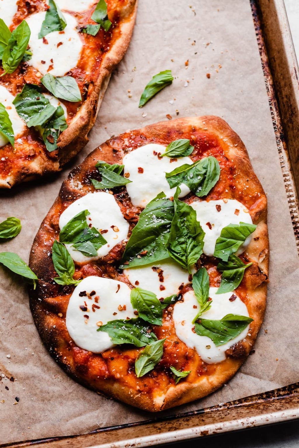 Naan Pizza – WellPlated.com