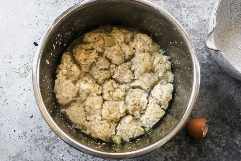 Instant Pot Chicken and Dumplings – WellPlated.com