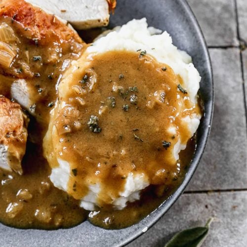 Turkey Gravy – WellPlated.com
