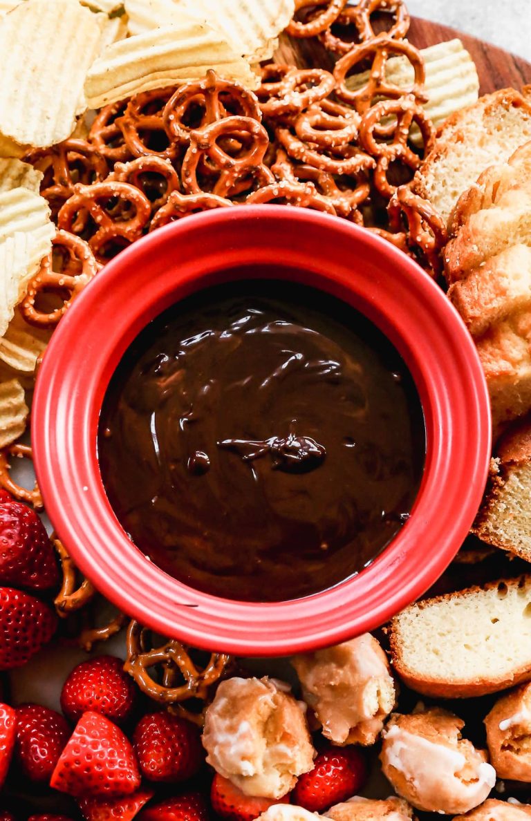 Chocolate Fondue Recipe – WellPlated.com