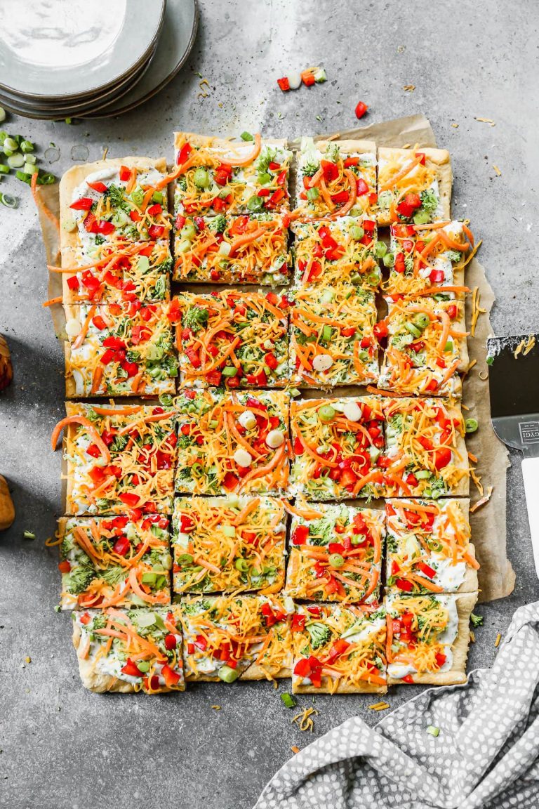 Vegetable Pizza {Crescent Roll Dough Appetizer!} – WellPlated.com