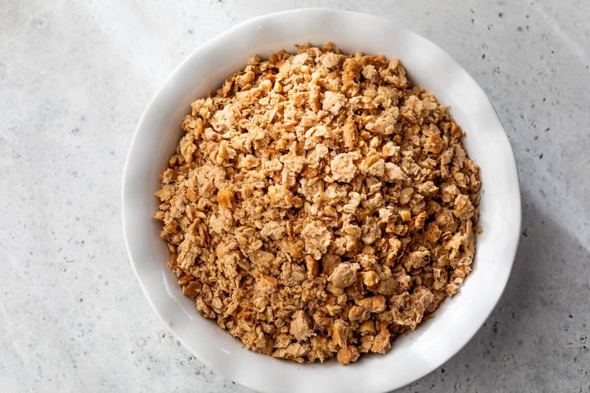 Pear Crisp Recipe – WellPlated.com