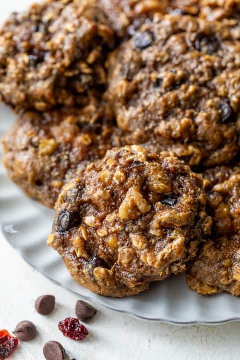 Oatmeal Protein Cookies – WellPlated.com